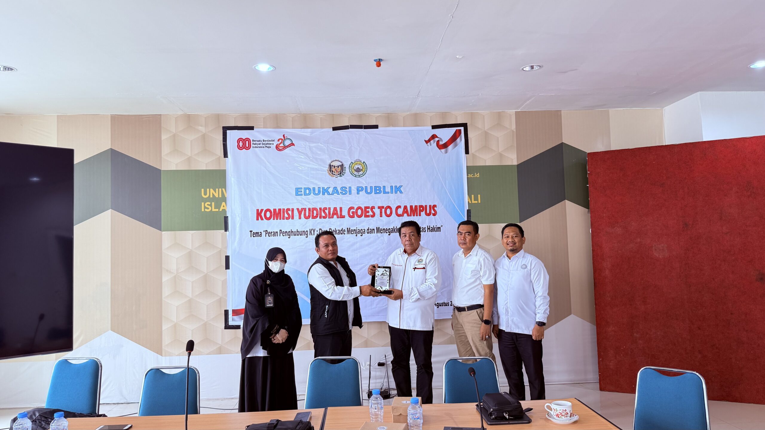 Komisi Yudisial Goes to Campus di UIM: Dua Dekade Menjaga dan ...